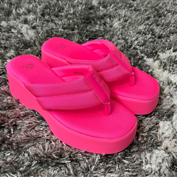 wild fable | Shoes | New Hot Pink Wild Fable Chunky Platform Sandals ...